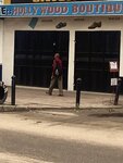 Ets Hollywood Boutique (Brazzaville, Commune de Moungali, Rue Gamboma), ayakkabı mağazaları  Brazzaville'den