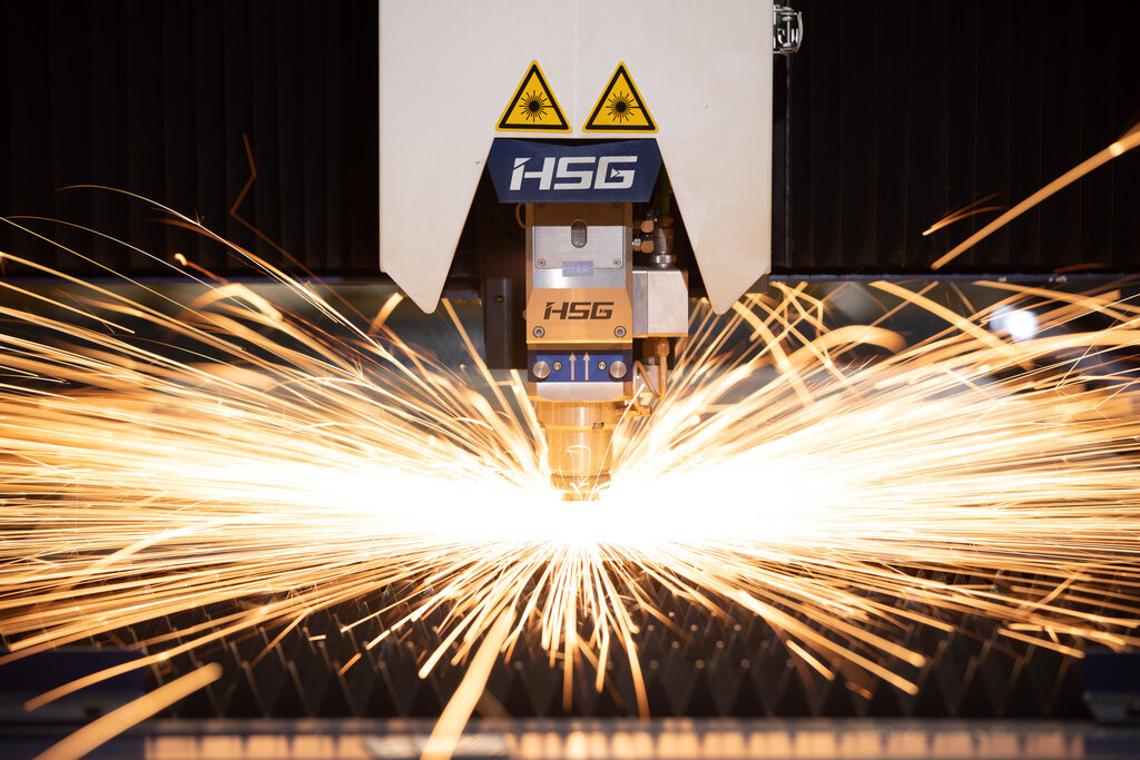 Asansörler, asansör ekipmanları Nevsky Lift, Saint‑Petersburg, foto