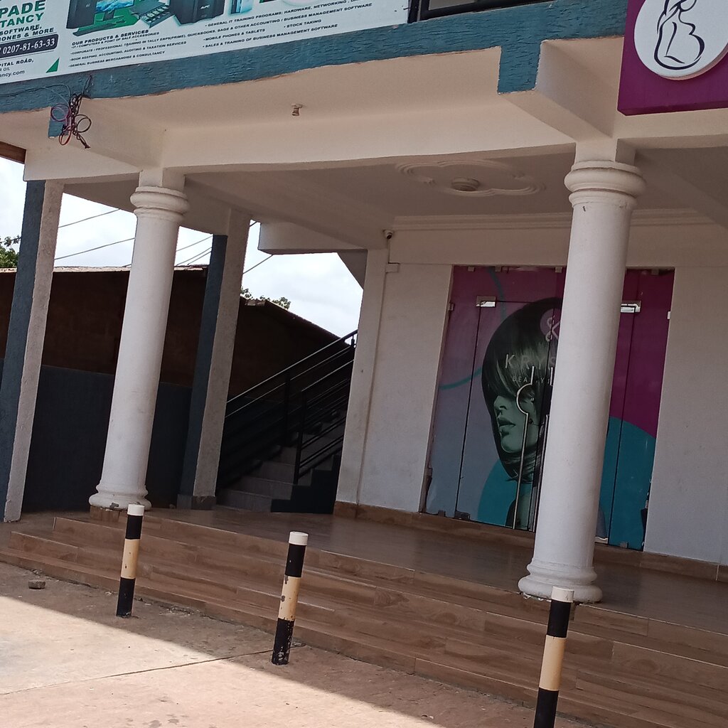 Kuaförler Krystyls, Dünya, foto