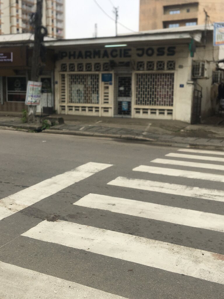 Eczaneler Pharmacie Joss, Douala, foto
