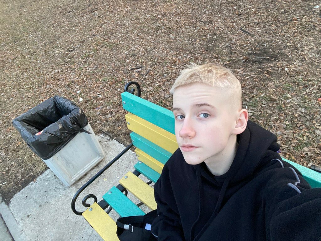 Bank Bench, Yekaterinburg, foto