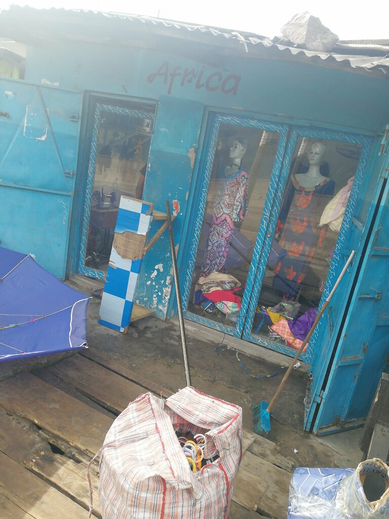 Terziler Africa, Brazzaville, foto