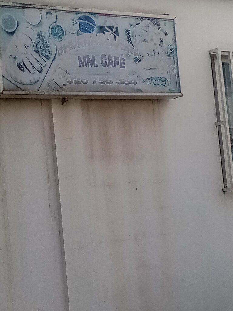 Restoran MM Churrasqueira, Loanda, foto
