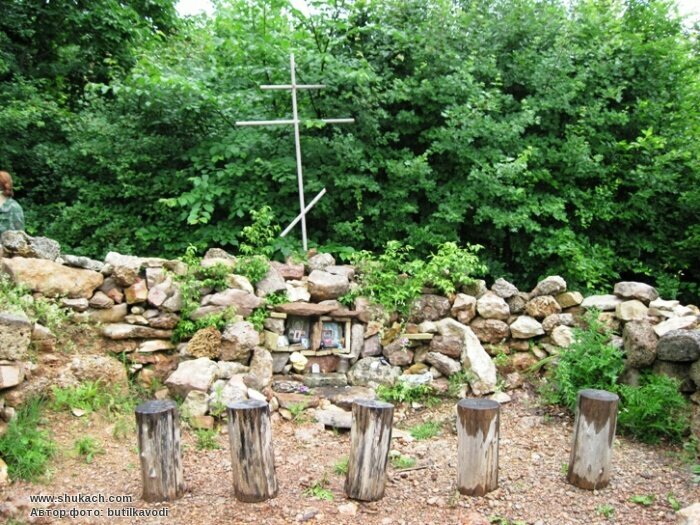 Turistik yerler Руины Храма Христа Спасителя, Kırım Cumhuriyeti, foto