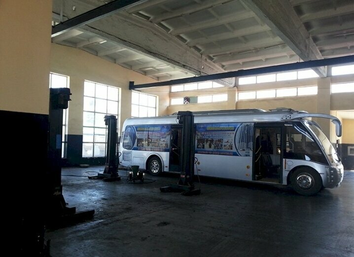 Otopark ve tamirhaneler Batumi Autotransport, Batum, foto