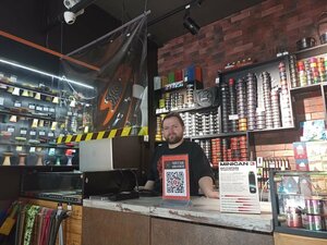 Mir Kalyanov i Vape (Savushkina Street No:143к1), tütün, sigara mağazaları  Saint‑Petersburg'dan