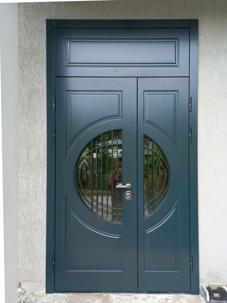 Kapılar OptStroi, Saint‑Petersburg, foto