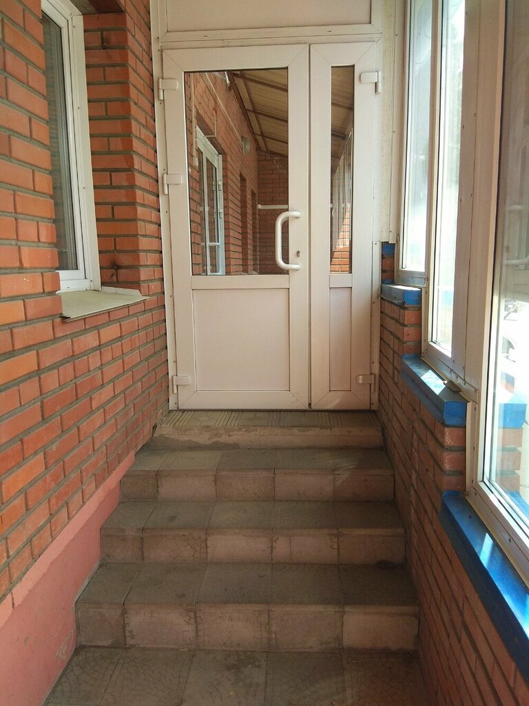 Denetleyici kuruluşlar Tomskiye stroiteli, Tomsk, foto