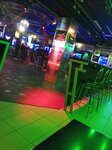 Neon (Lomonosova Street No:25), eğlence merkezleri  Kirov'dan