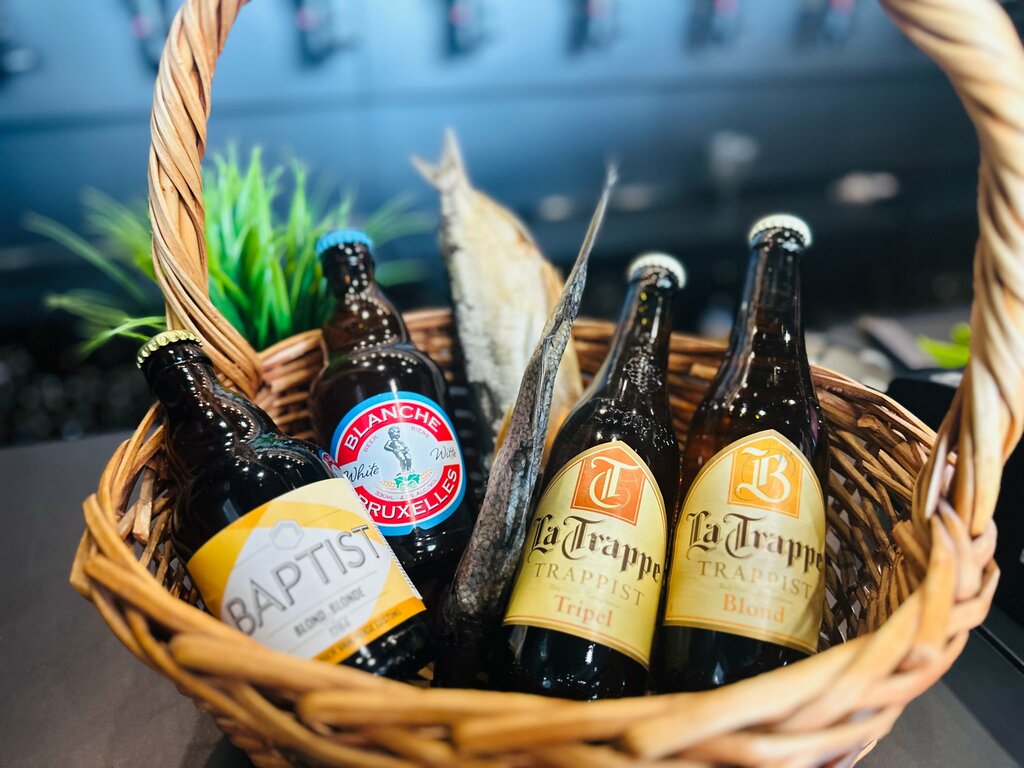 Bira dükkanı Хмель, Moskova, foto