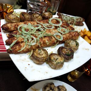 Белая ночь (Roshchinskaya ulitsa No:8, Oryol), kafe  Orel'den