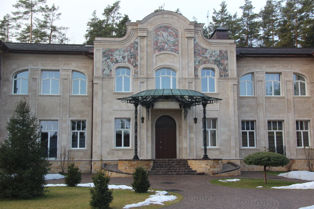 Taş ürünler ve yapılar Biryuza, Moskova, foto