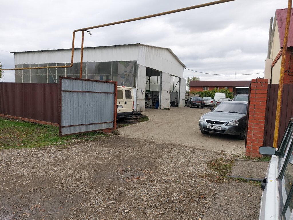 Otomobil servisi Автосервис, Krasnodarski krayı, foto