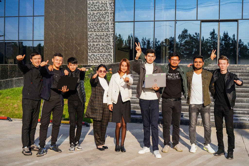 Üniversiteler Pdp University, Taşkent, foto