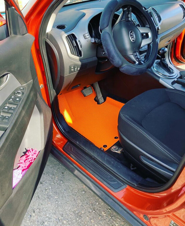 Oto aksesuarları Eva Expert, Altayski krayı, foto