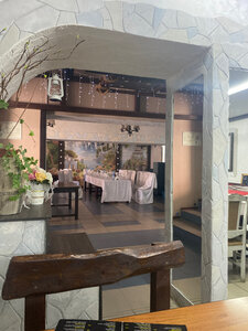 Каретный двор (ulitsa Lenina No:24), kafe  Sudogda'dan