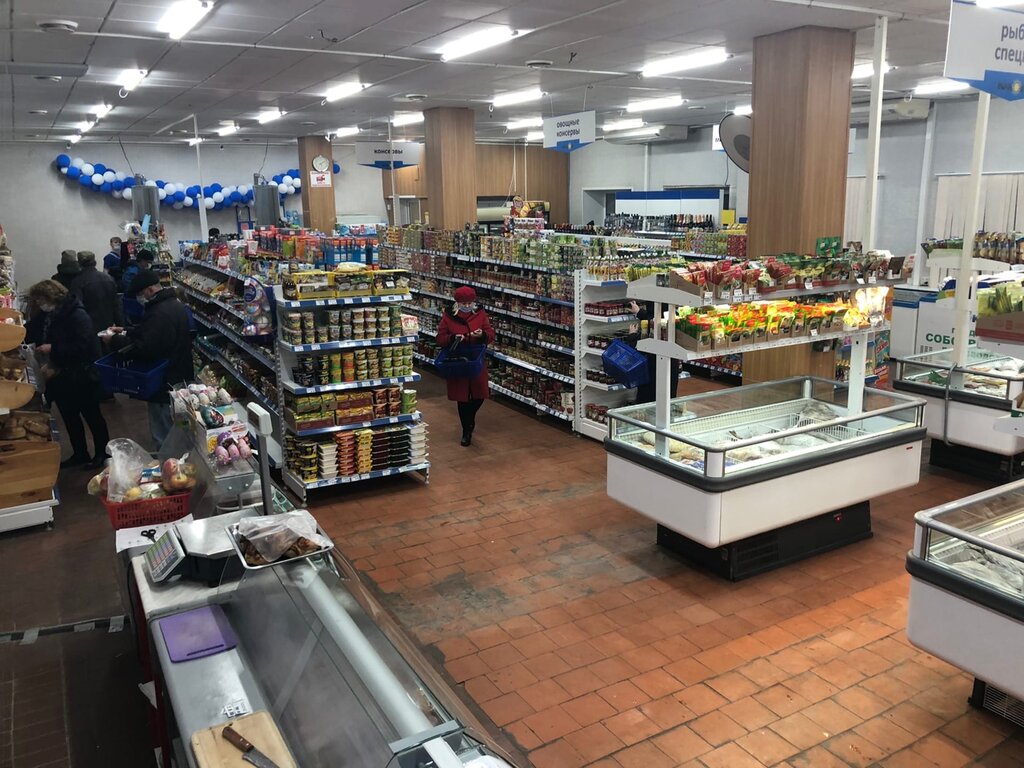 Alışveriş merkezleri Yukon, Komi, foto