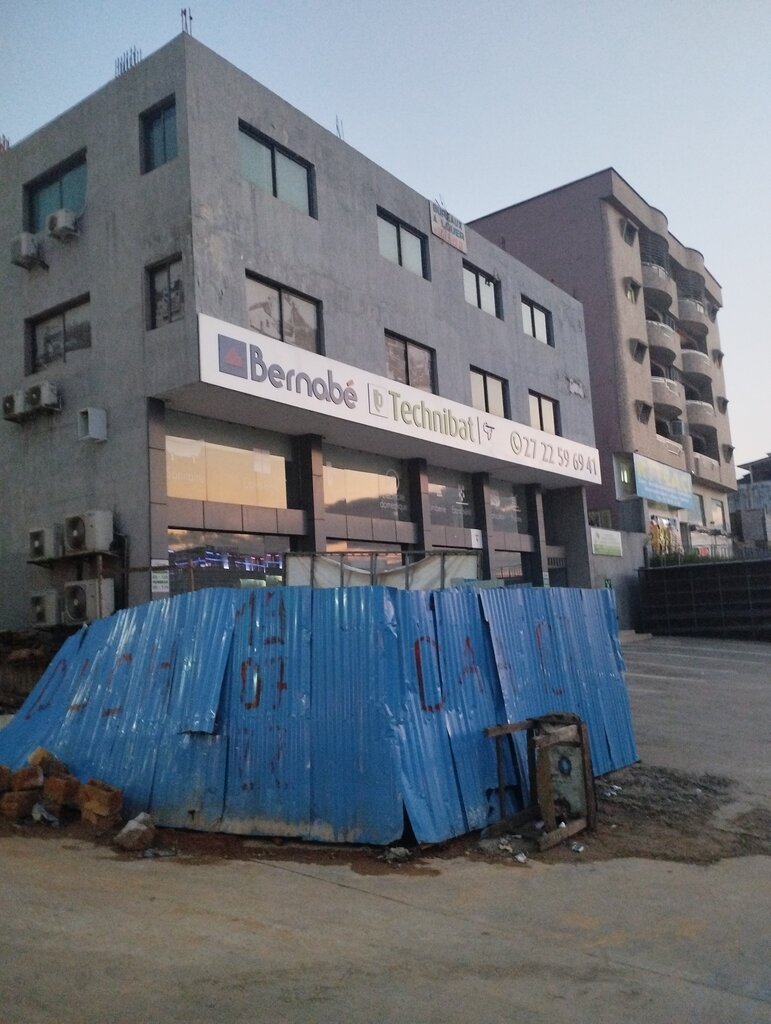 Alışveriş merkezleri Technibat Riviera Palmeraie, Abican, foto