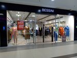 Bessini (Savushkina Street No:141), giyim mağazası  Saint‑Petersburg'dan