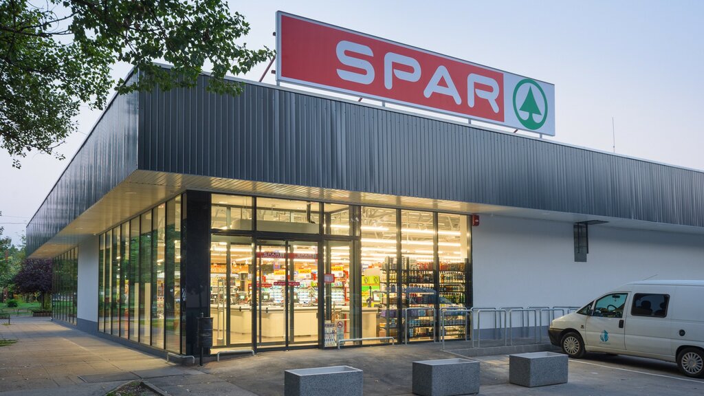 Süpermarket Spar szupermarket, Budapeşte, foto