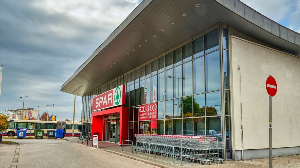 Süpermarket Spar szupermarket, Szekesfehervar, foto
