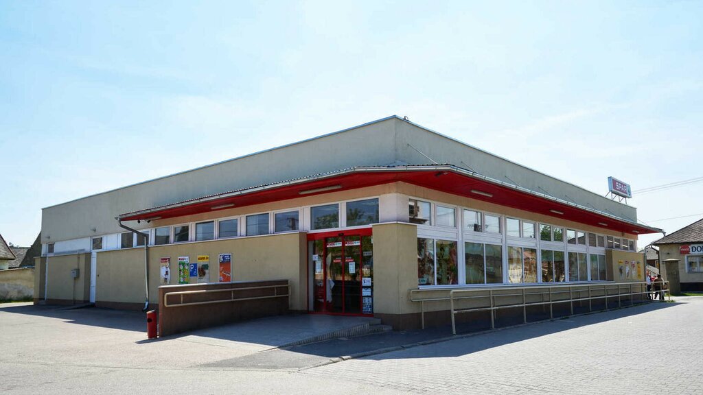Süpermarket Spar partner, Dünya, foto