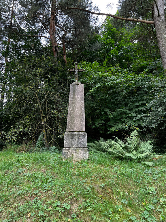 Anıt, heykel Место расстрела мирных жителей, Grodnenskaya oblastı, foto
