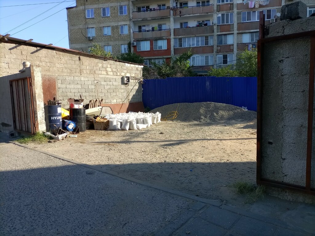 Yağlama ürünleri Автомасла, Makhachkala, foto