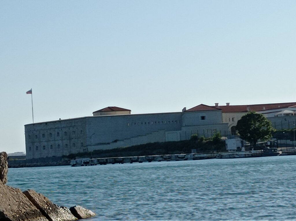 Turistik yerler Остатки батареи № 3, Sevastopol, foto