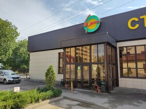 Папа Coffee (Ippodromnaya ulitsa No:2с3), kahve dükkanları  Pyatigorsk'tan