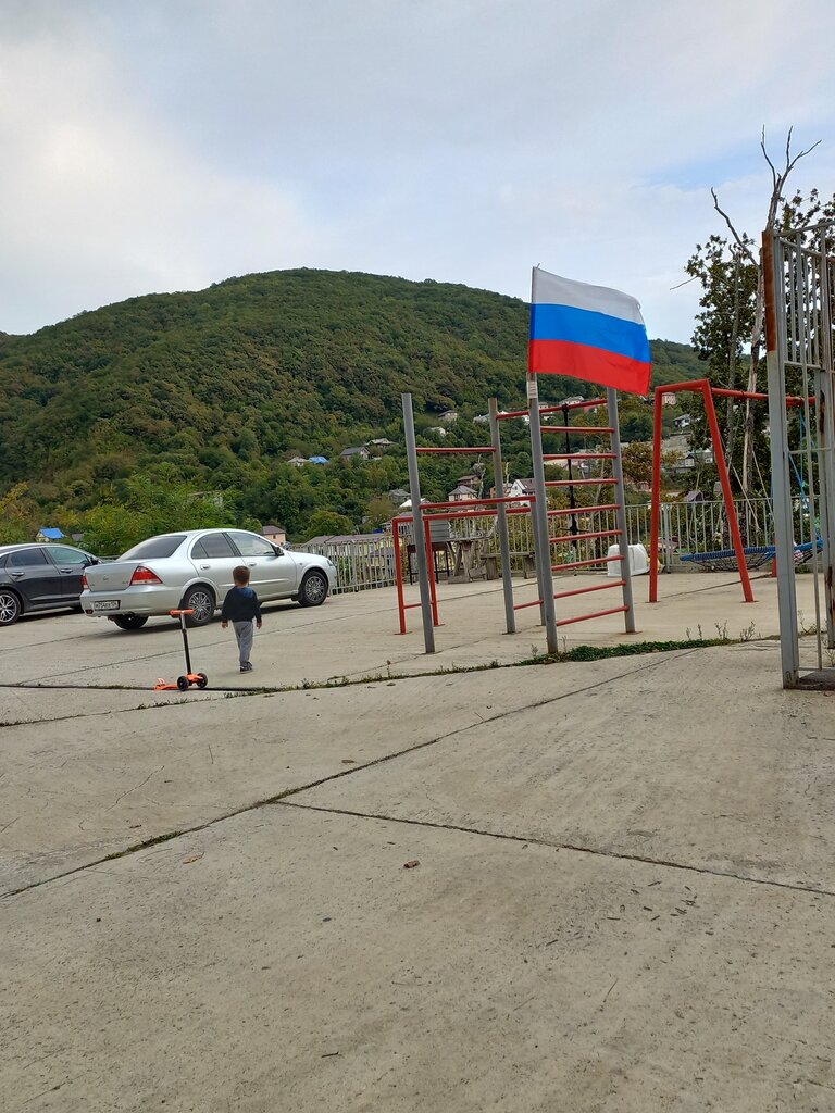 Konut blokları Калараша, Tuapse, foto