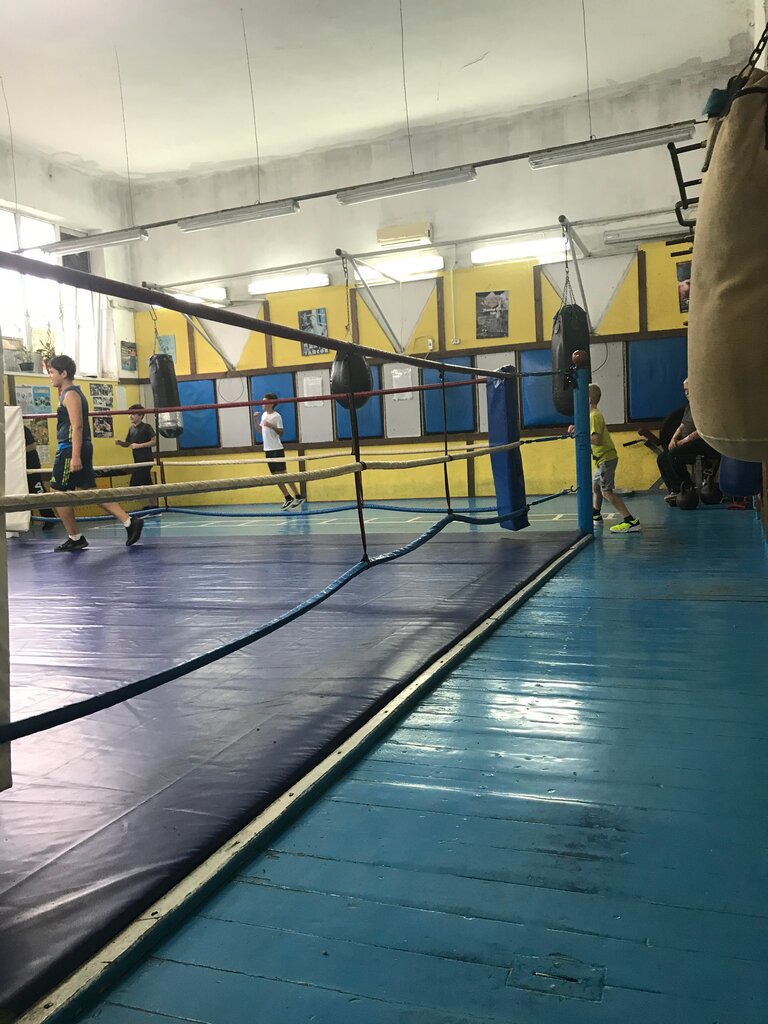 Spor okulları Зал бокса Городской детско-юношеской спортивной школы, Krasnodar, foto