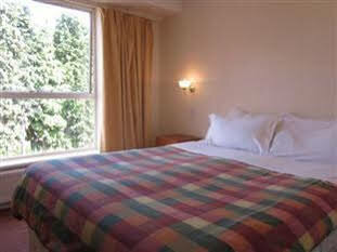 Otel The Rams Lodge, İngiltere, foto