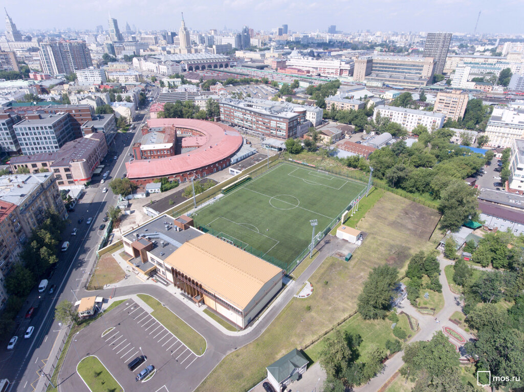 Çok amaçlı spor tesisleri Moscow Football Academy of Moskomsport, Sokol branch, Moskova, foto