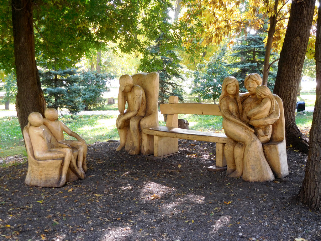 Park, sokak heykeli Аист, Samara, foto