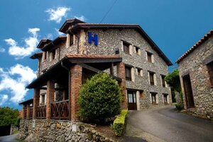 Posada Rural Entrecomillas (Cantabria, Ruiloba, Liandres), otel  Kantabria'dan
