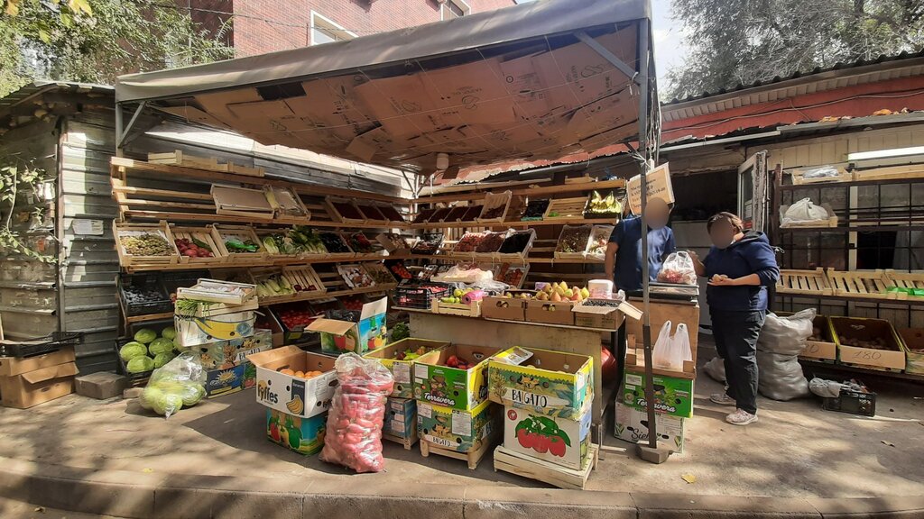Manavlar Vegetable and fruit shop, Almatı, foto