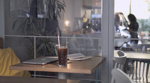 Village Yel Değirmeni Cafe (İstanbul, Kadıköy, Rasimpaşa Mah., Recaizade Sok., 52A), kafe  İstanbul'dan