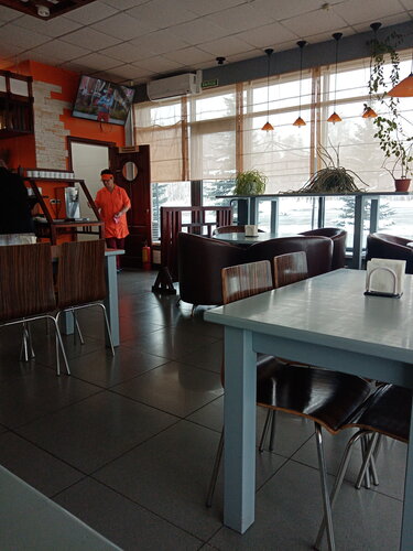 Kafe Автоланч, Şumiha, foto