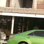Shop (Hawa Avenue No:537, Madina), ayakkabı mağazaları  Gana'dan