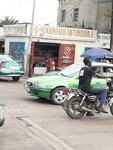 Ets Champion Automobile (Brazzaville, Avenue des Trois Martyrs), oto aksesuarları  Brazzaville'den