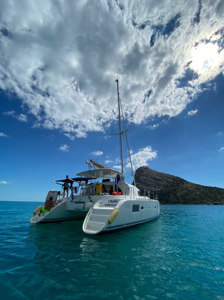 Tekne, kayık, yat Reef Marine, Sevastopol, foto