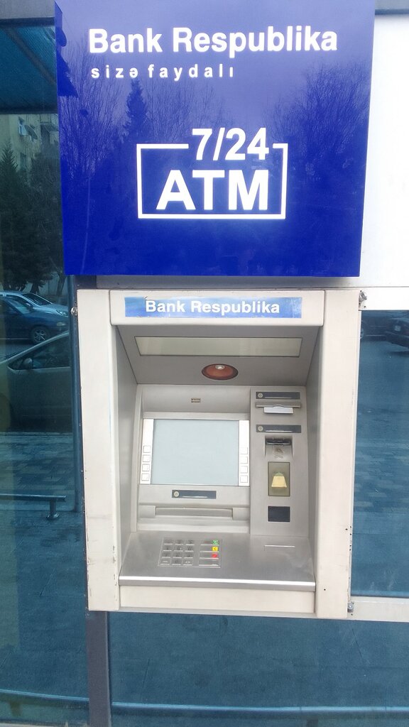 ATM'ler Bank Respublika, Bakü, foto