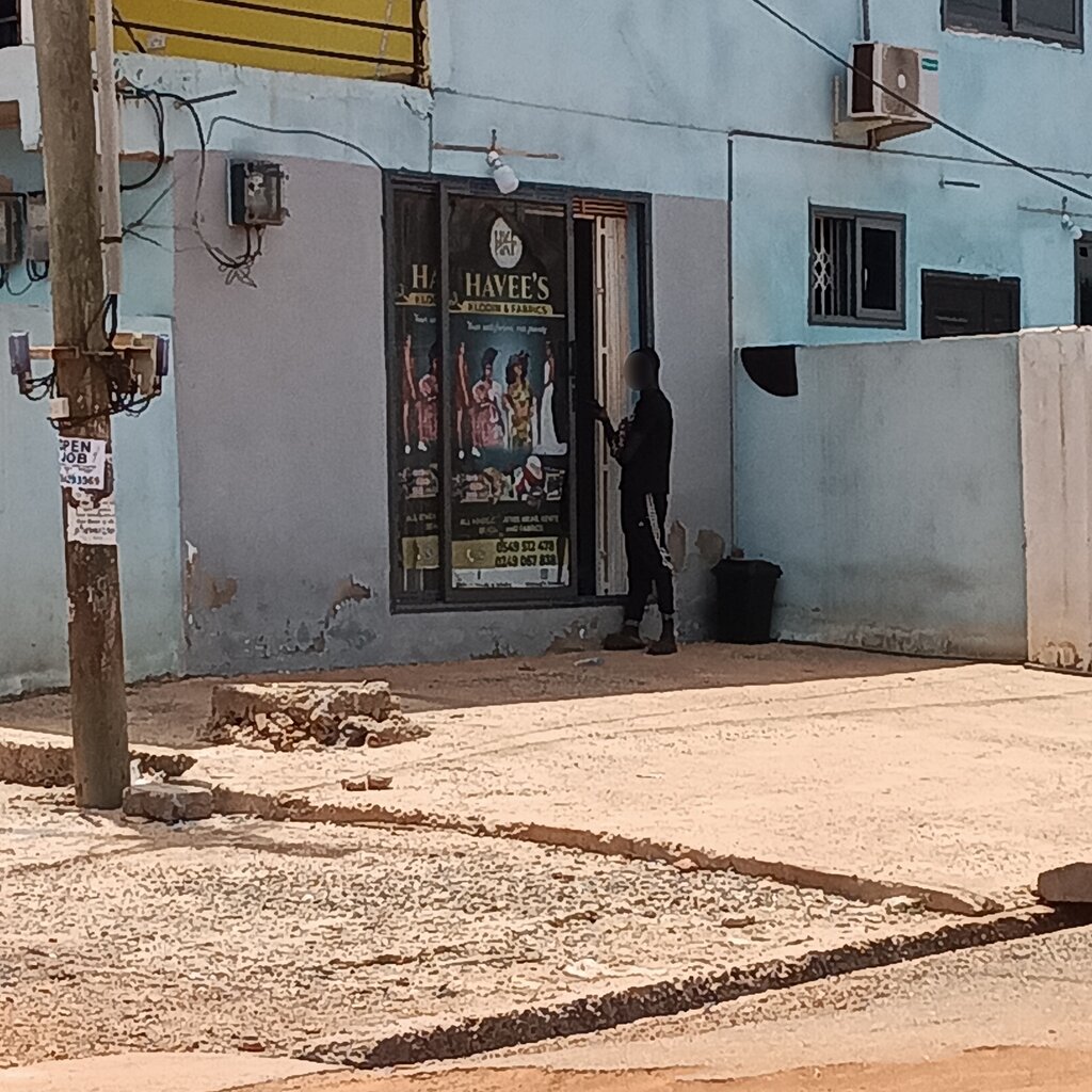 Giyim mağazası Havee's Klodin &Fabrics, Dünya, foto