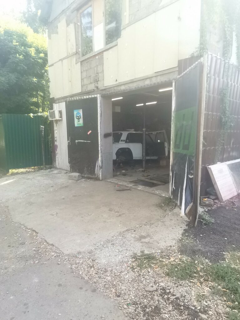 Otomobil servisi Crazydropped, Krasnodar, foto