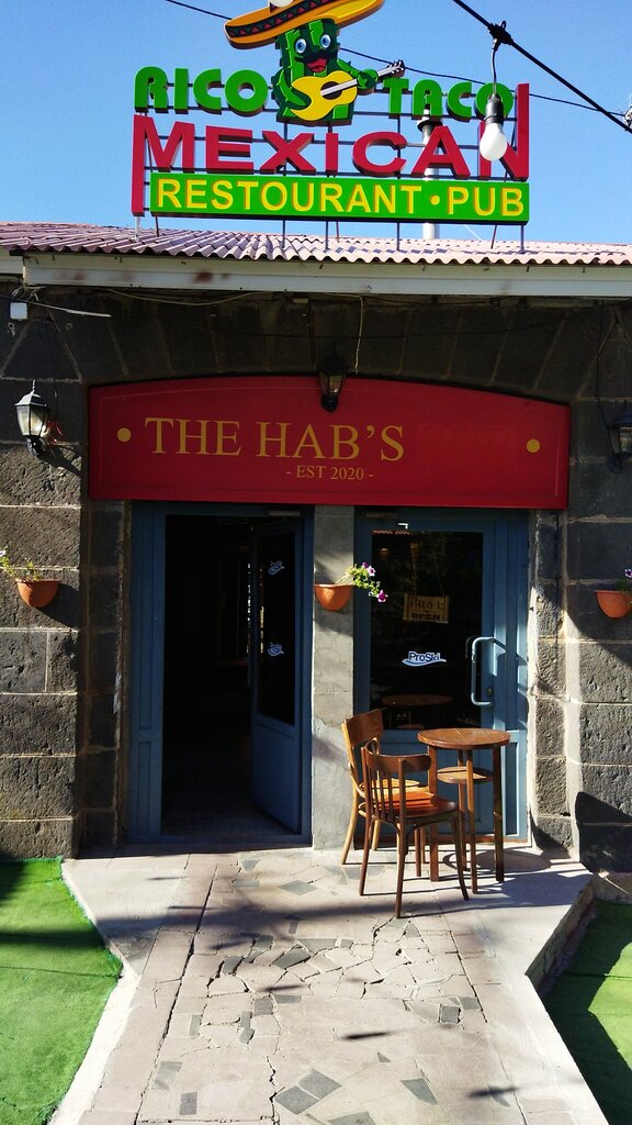 Bar The Hab's Pub in Tsakhkadzor, Tsahkadzor, foto