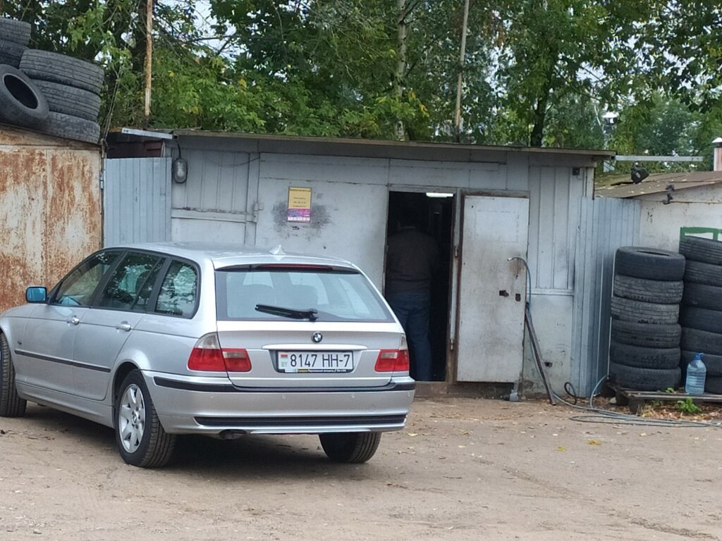 Oto lastik tamiri Шиномонтаж, Minskaya oblastı, foto