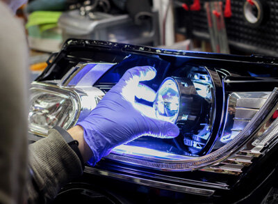 Otomotiv aydınlatma Sdelaisvet, Saint‑Petersburg, foto