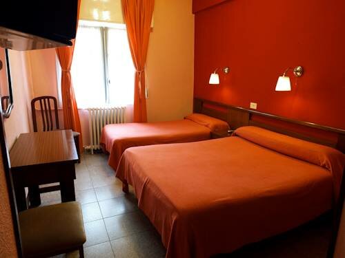 Otel Hostal Lar, Burgos, foto