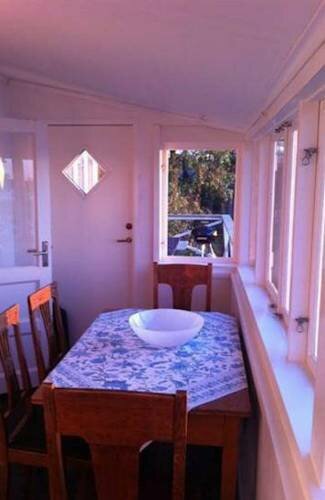 Otel Holiday home Brynjevagen Saltsjo-Boo, Stockholm Vilayeti, foto